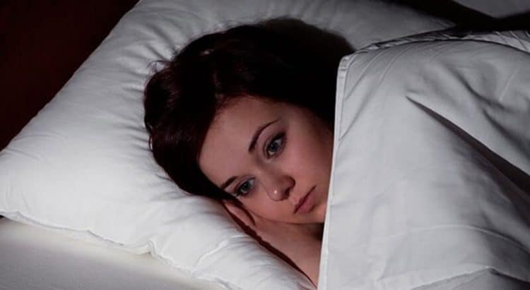 How To Sleep With Your Eyes Open | Quick Undetected Nap